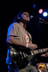 LIVE: Mike Pinto & Josh Heinrichs (10-21-11) – The Pier Magazine